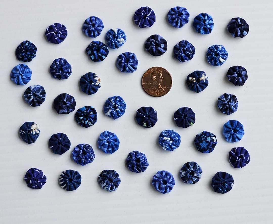 40 Dark Blue Prints Fabric Yo Yos Tiny 1/2" Applique Quilt Pieces Yoyo ...