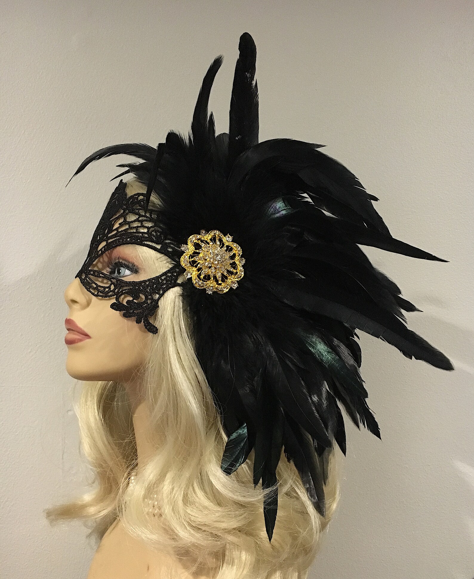 Black Lace Masquerade Mask With Natural Feathers Gold Brooch - Etsy