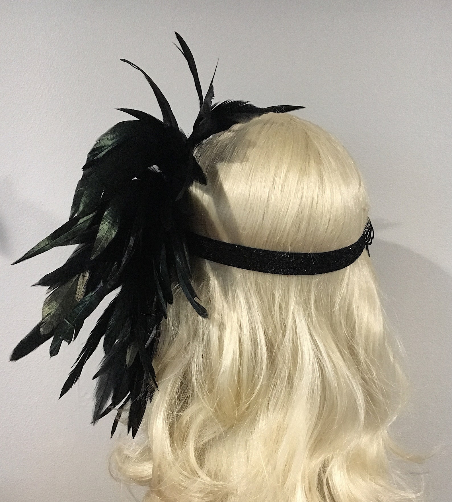 Black Lace Masquerade Mask With Natural Feathers Gold Brooch - Etsy