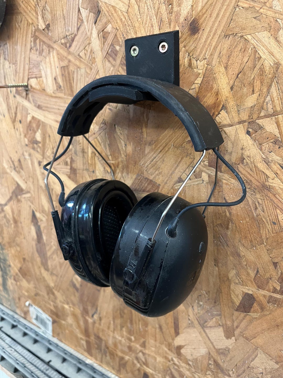 Wall Mount for Hearing Protection – Fits Earmuffs & Most Headsets ...