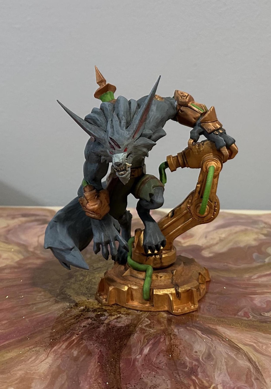 League of Legends Warwick Statue - Etsy