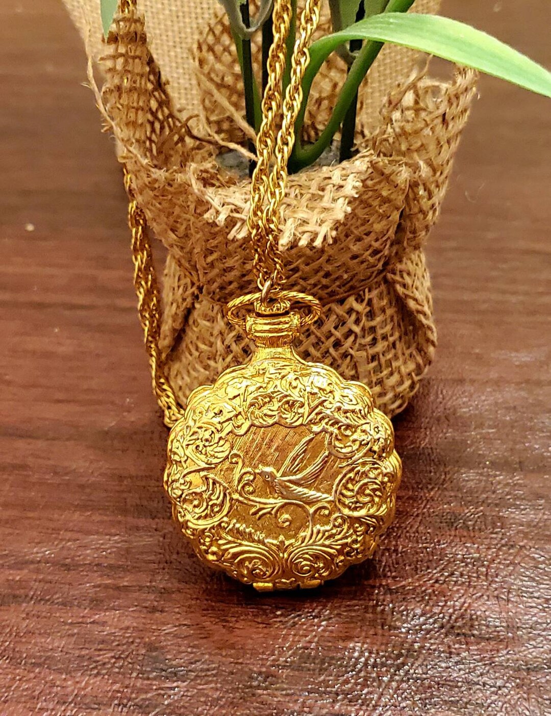 Classic Max Factor Locket, Face Powder, Max Factor Locket, Scroll ...