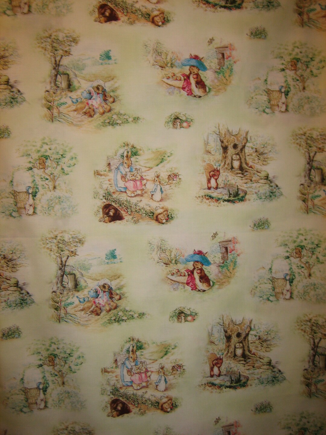 Beatrix Potter Characters Quilting Treasures Fabric 2006 on Mint ( 18 X ...