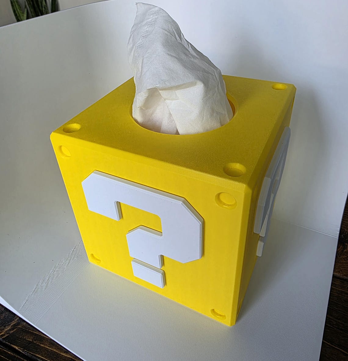 Super Mario “?” Block Tissue Holder – Geeky Home Décor - Etsy
