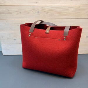 FELT XL Bag GRIFT in Red With Leather Details. - Etsy