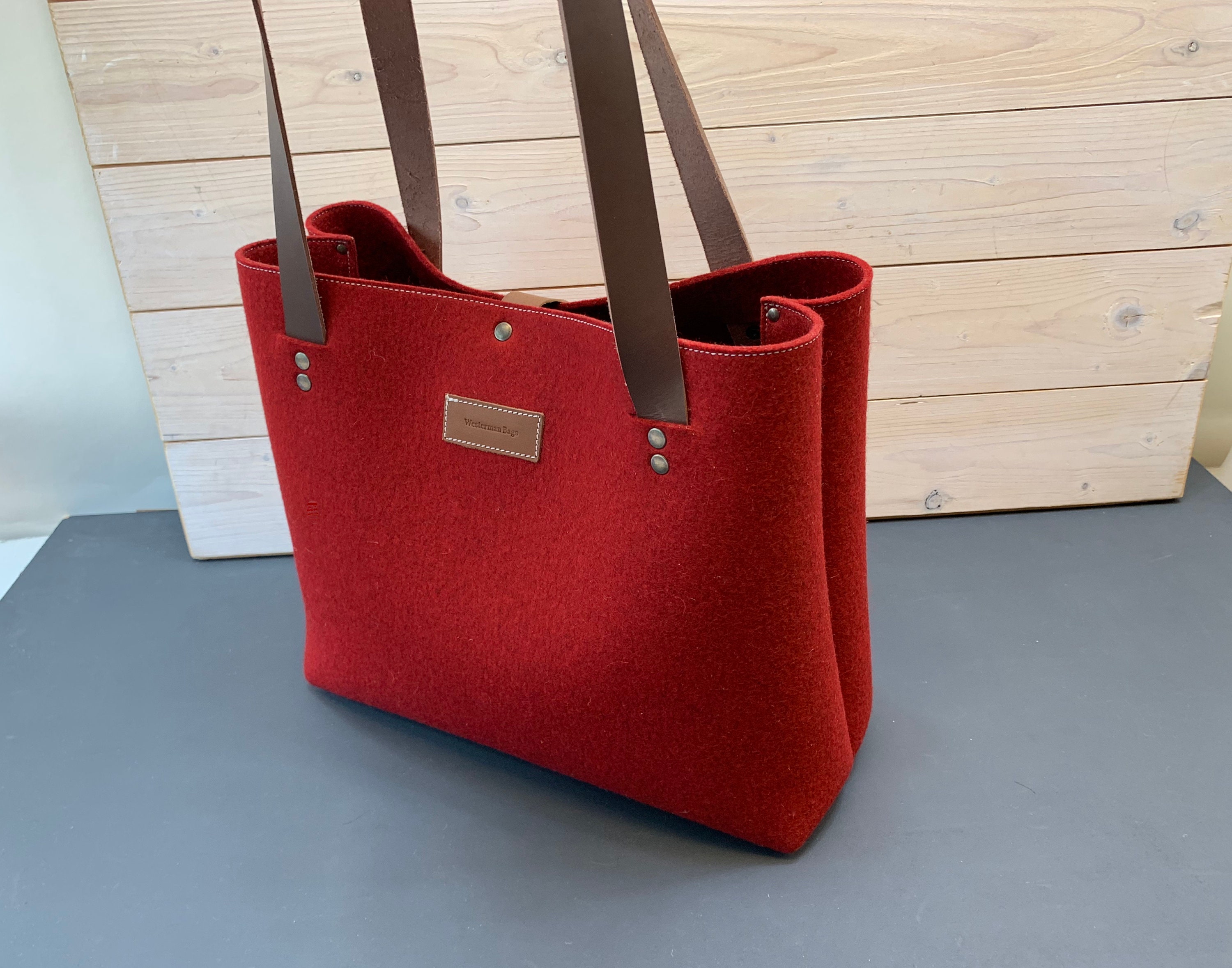 FELT XL Bag GRIFT in Red With Leather Details. - Etsy