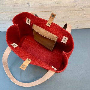 FELT XL Bag GRIFT in Red With Leather Details. - Etsy