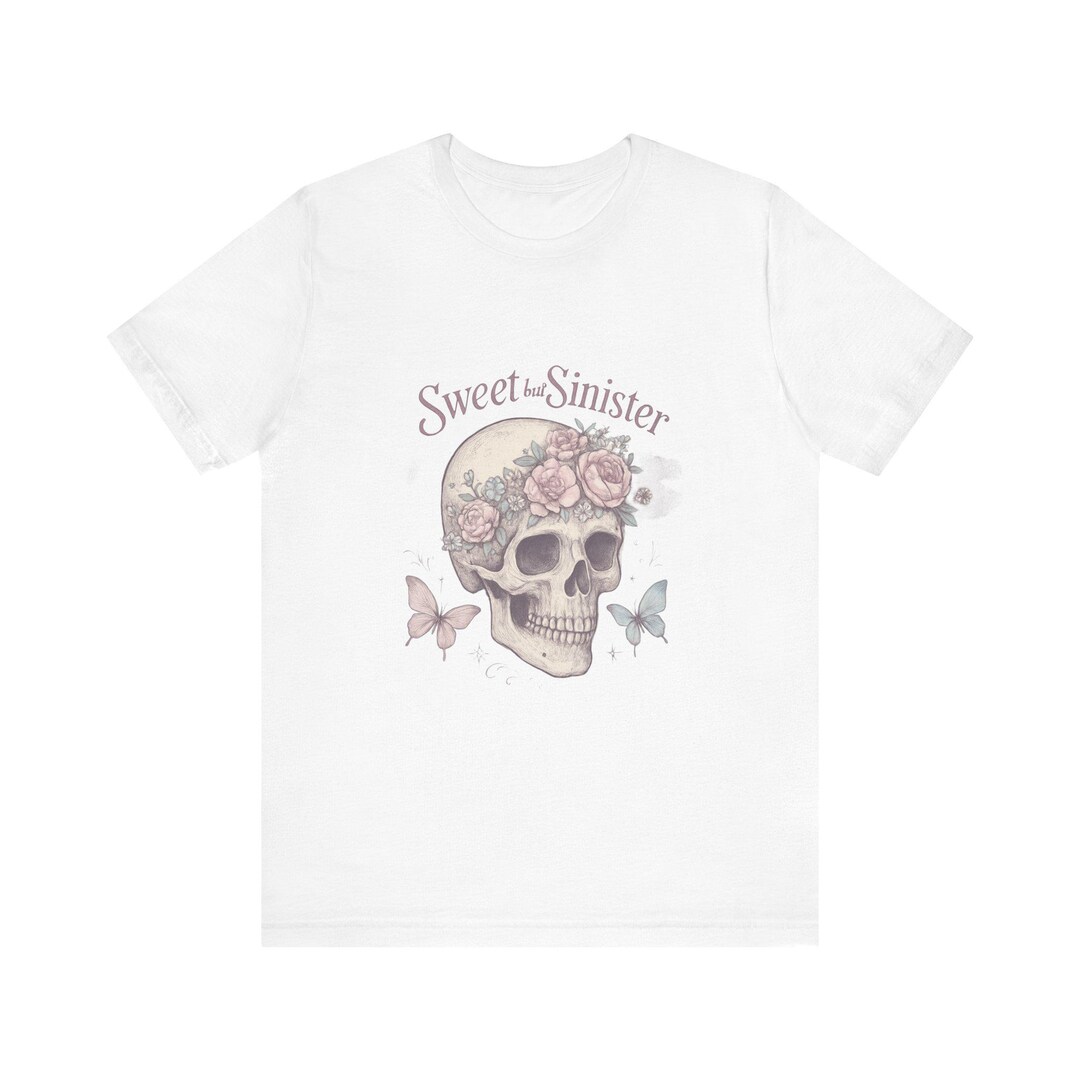 Sweet Sinister Skull T-shirt, Gothic Edgy Tee - Etsy