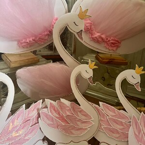 Swan Centerpieces - Etsy