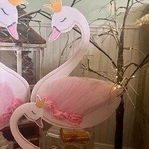 Swan Centerpieces - Etsy