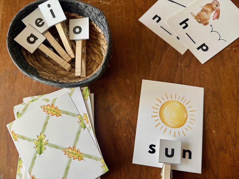 Short Vowel CVC Learning Game - Etsy