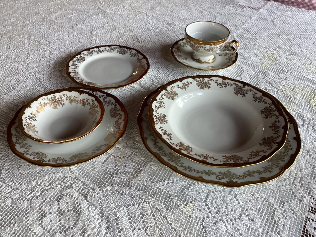 Katharina Porcelain China by Weimar of Germany: Ten Place Settings and ...