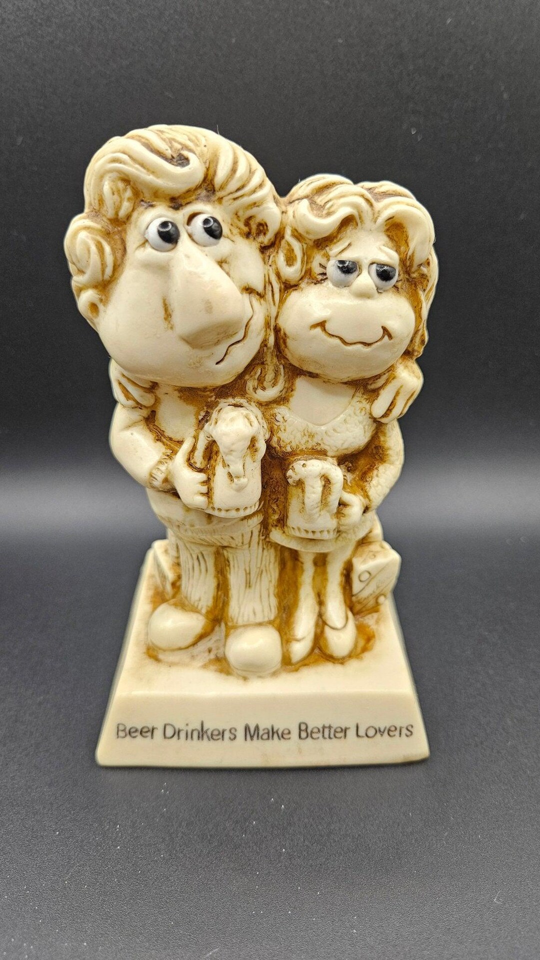 Vintage 1978 Russ Berrie Figurine - "beer Drinkers Make Better Lovers ...