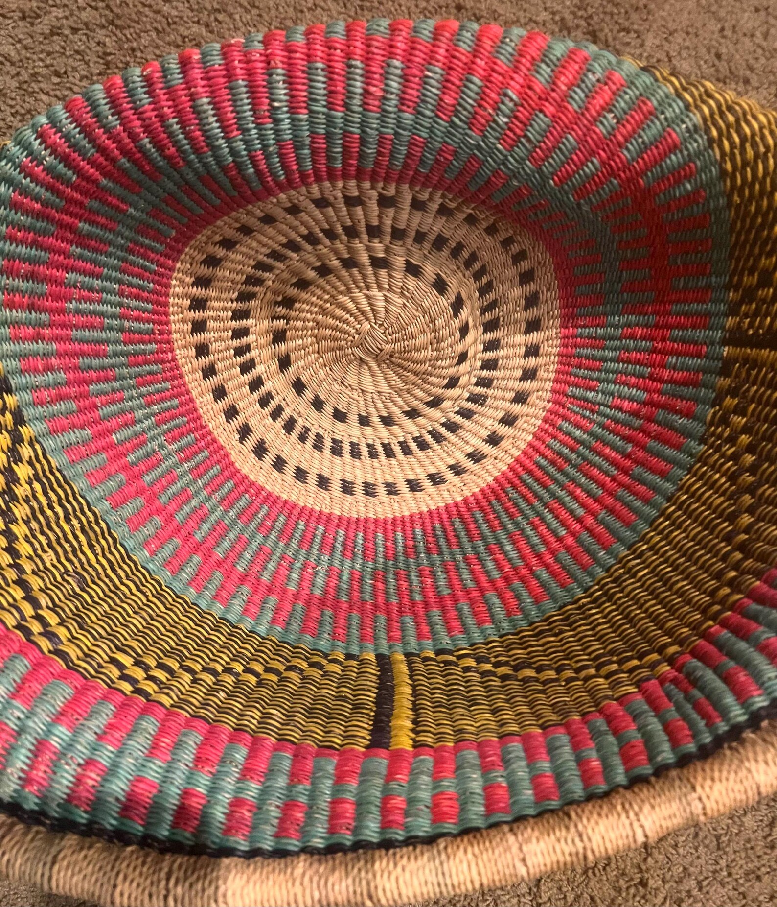 A Touch of Ghanaian Elegance, Discover Unique Large Round Yarn Market ...