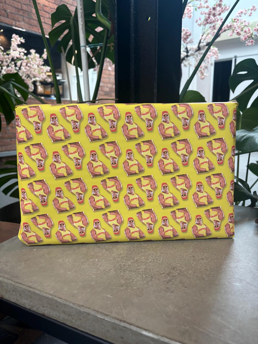 Hulk Hogan Wrapping Paper, WWE, Gift Wrap, Gift, Birthday Gift Wrap ...