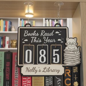 Personalized Wooden Reading Log Book: Book Tracker & Bookshelf Decor - Etsy
