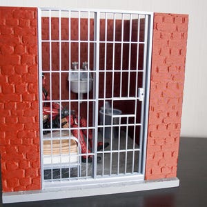 Miniature Jail Cell for Diorama or Dollhouse | 1/18 | 1/12 | 1/10 | 1/9 ...