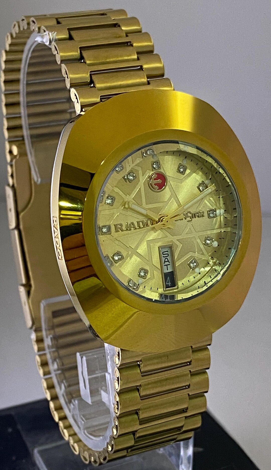 Refurbished Luxurious Rado Diastar 6 O'clock D/D Indicator Gold-plated ...