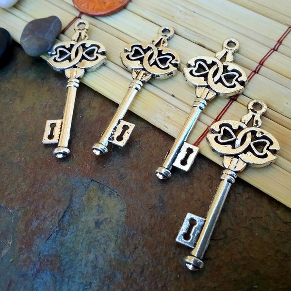 Fantasy Skeleton Key - Etsy