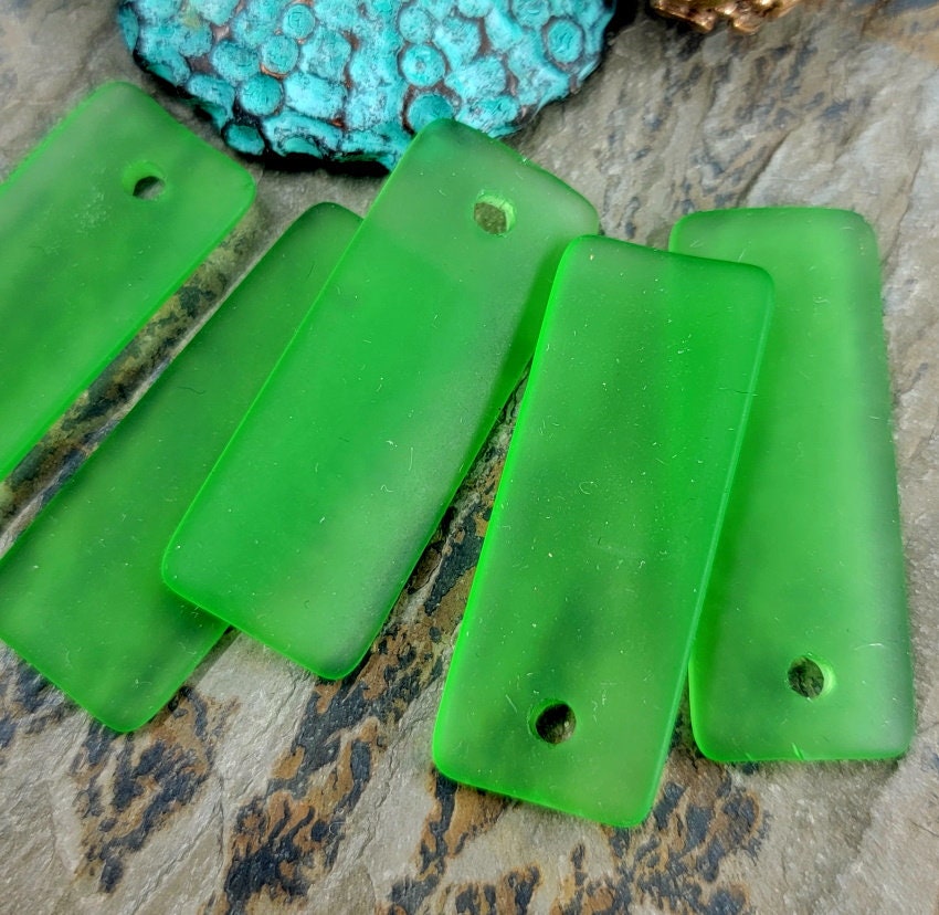 Shamrock Green, Bottle, Curved, Rectangle, 35x14mm, Sea Glass, Cultured ...