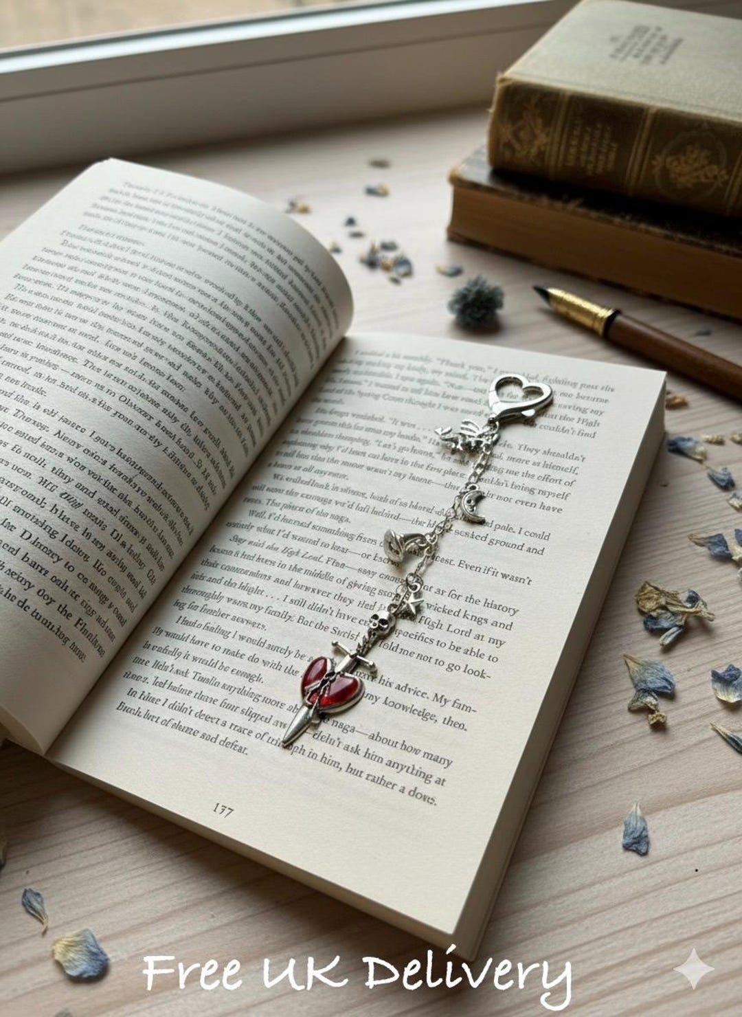 The 'gothic Heir' Kindle Charm | Silver Dagger, Skull & Crown Charm ...