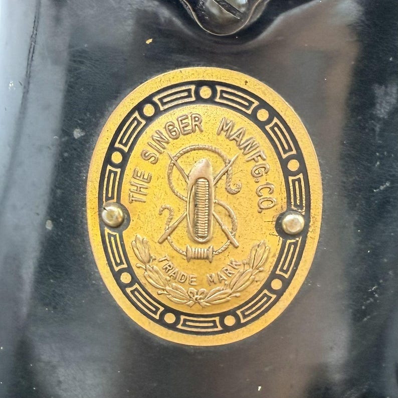 Singer 15-91 Sewing Machine Electric 1956 With Case Pedal Accessories ...