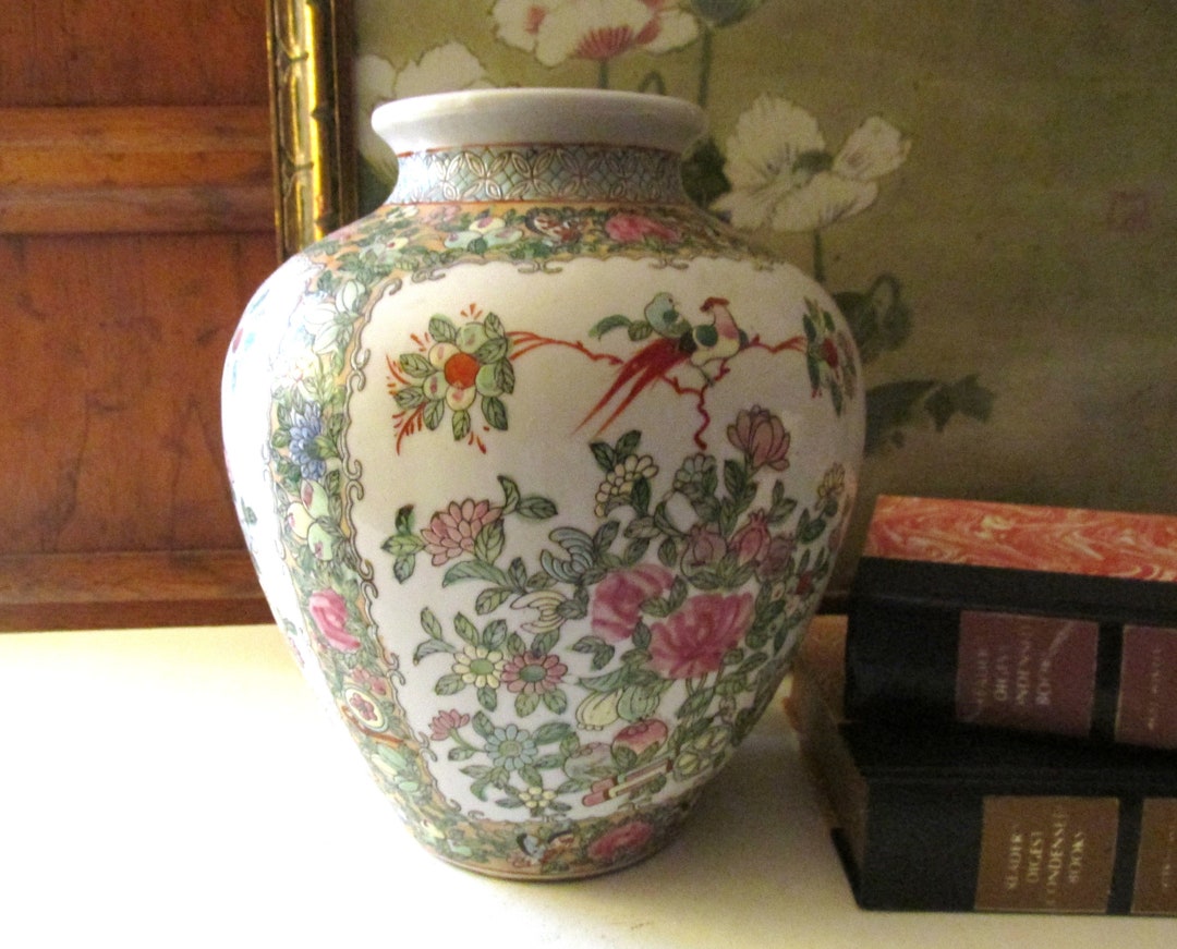 Vintage Chinese Famille Rose Vase Rose Medallion Hand Painted - Etsy Vintage Chinese Famille Rose Vase Rose Medallion Hand Painted - Etsy