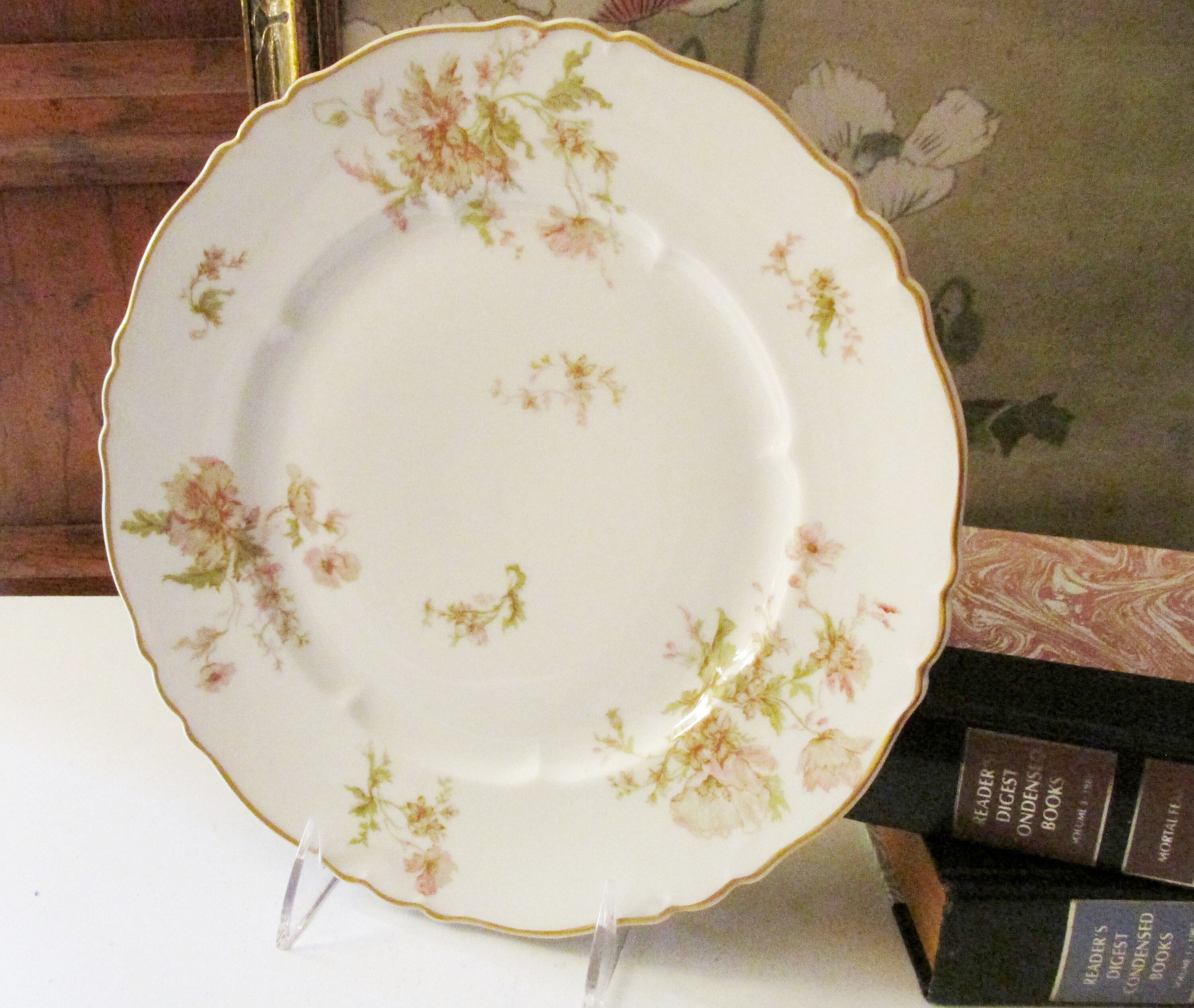 Haviland's Poppy Pattern Dinner Service Dining & Serving Home & Living ...