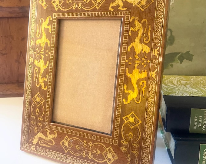 Vintage Wooden Florentine Style Frame, Etched Lion Design, Martin Aborn ...