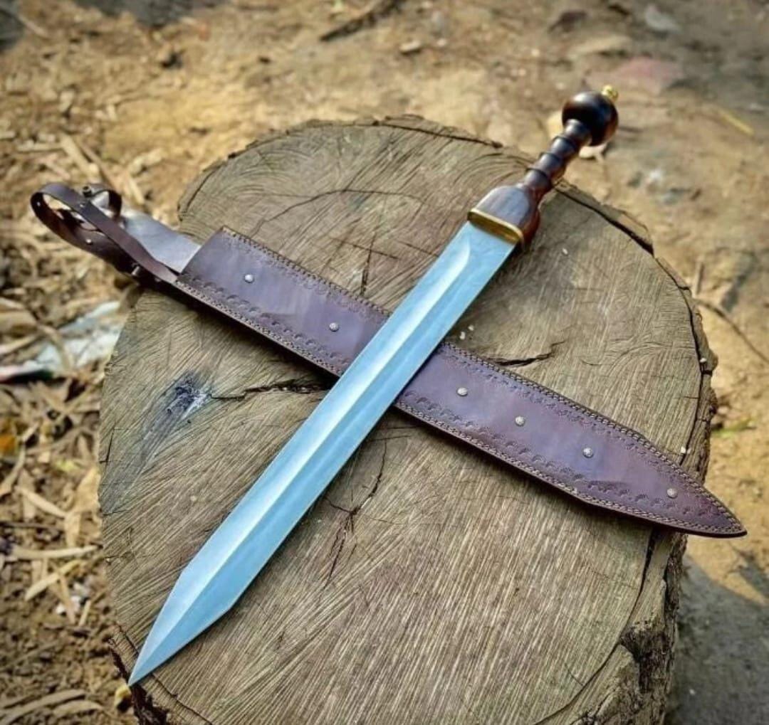 Customized Handmade Carbon Steel Double Edge Roman Gladius, Roman Sword ...