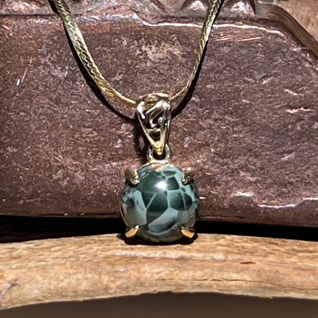 Isle Royale Greenstone 14 K Gold Chlorastrolite 14k Gold 16 Inch Chain ...