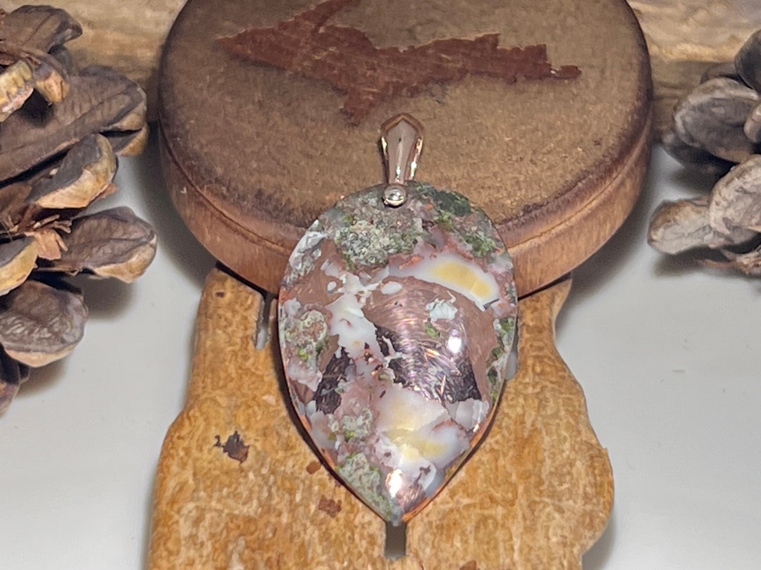 Datolite Rare Yellow and Copper Keweenaw Datolite Pendant - Etsy