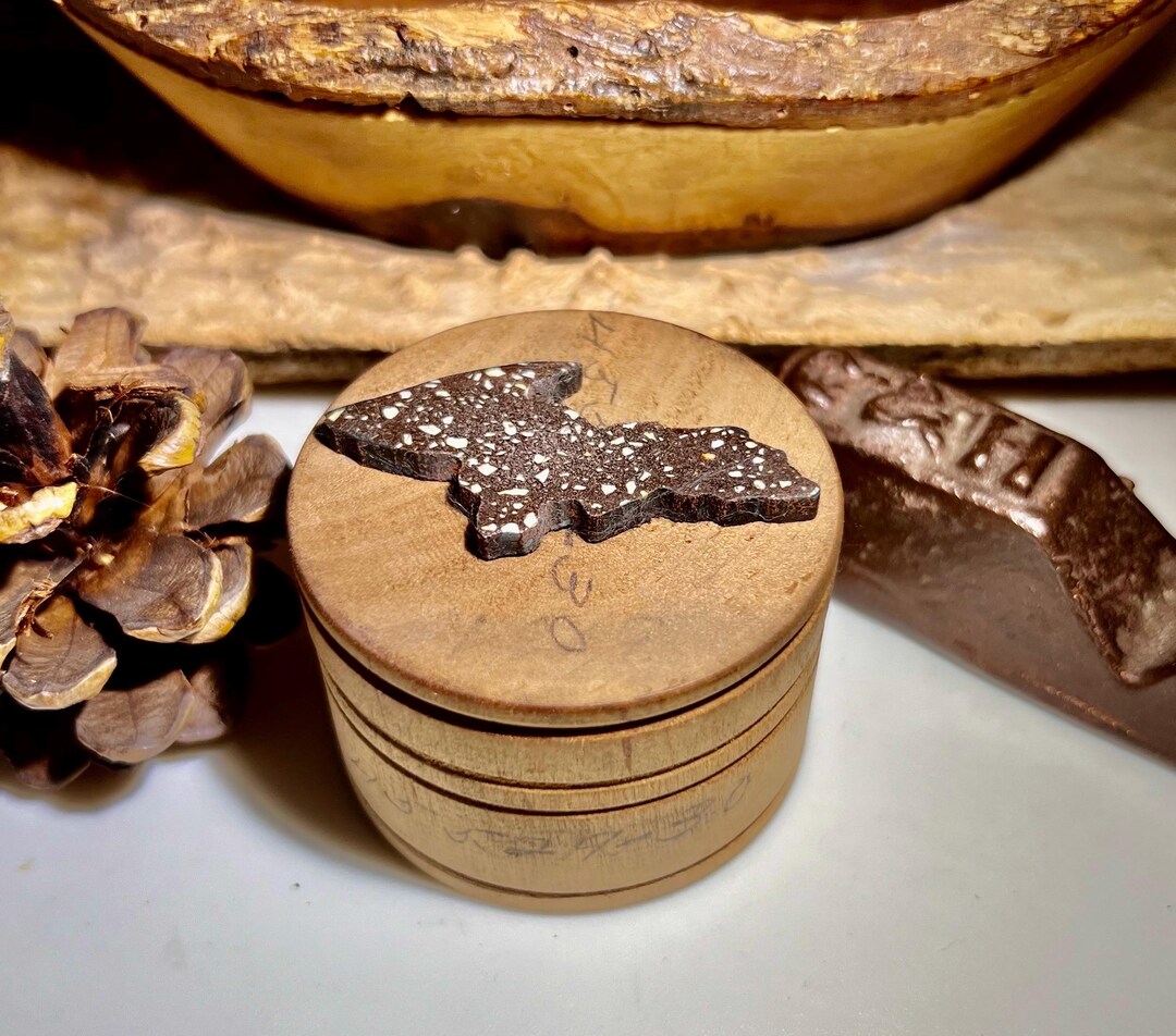 100 Year Old Hecla Mine Mineral Sample Box With Hecla Mine Copper ...