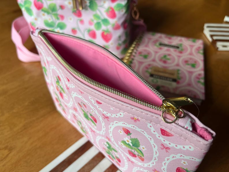 CLEMENTINE Strawberry Floral Office Gift Set – Notebook, Pouch & Lunch ...