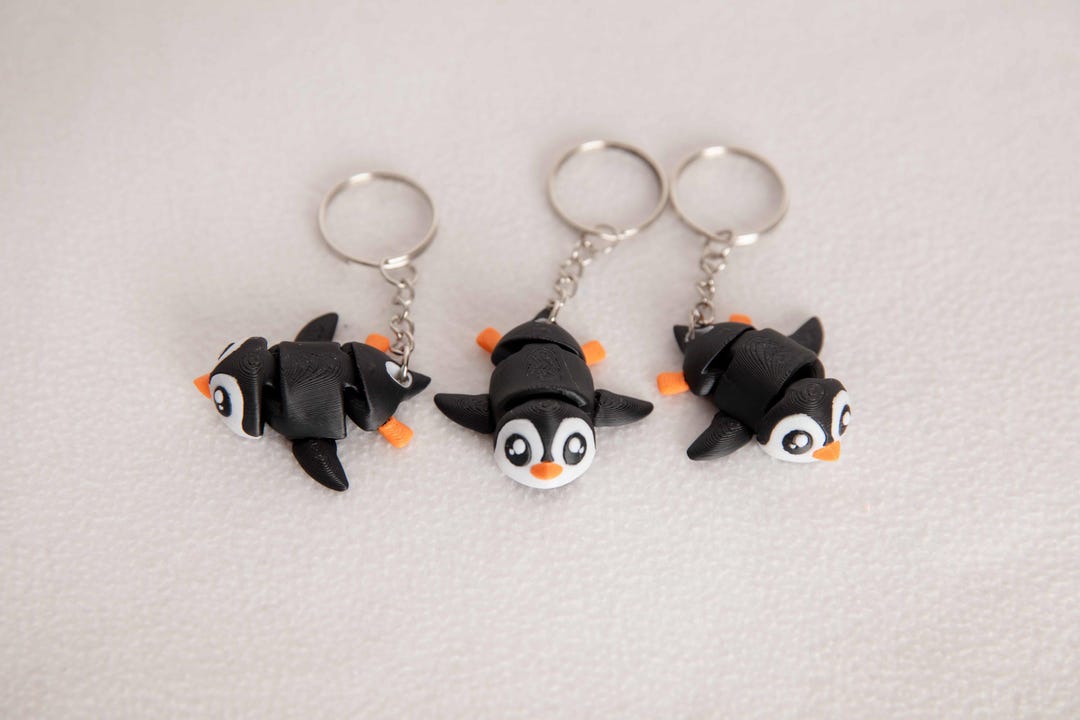 Articulated Penguin Keychain, 3D Printed Fidget Toy, Animal Lover Gift ...