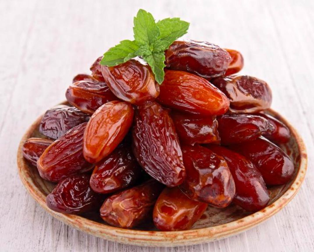 Fresh Natural Dates, 4800kg, Happy Snack Dried Fruit, Healthy and ...