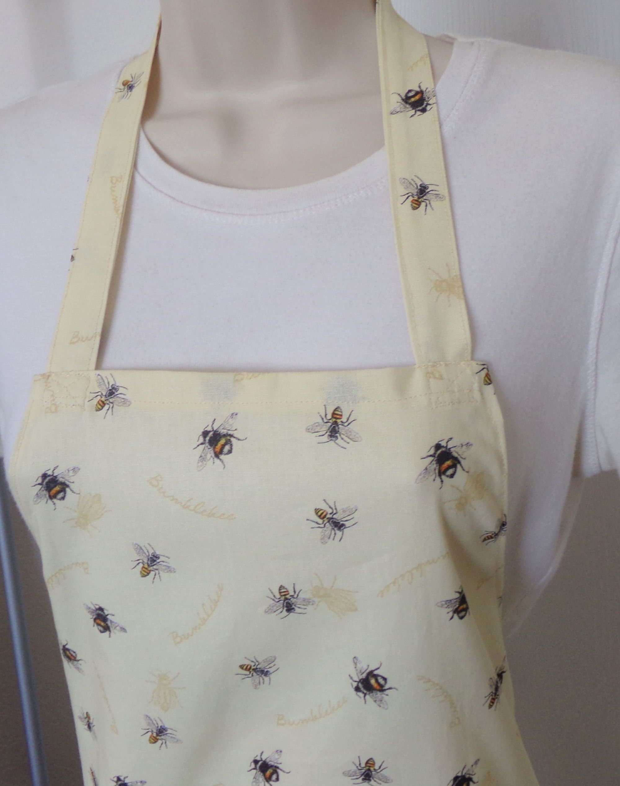 Full Apron Bees - Etsy