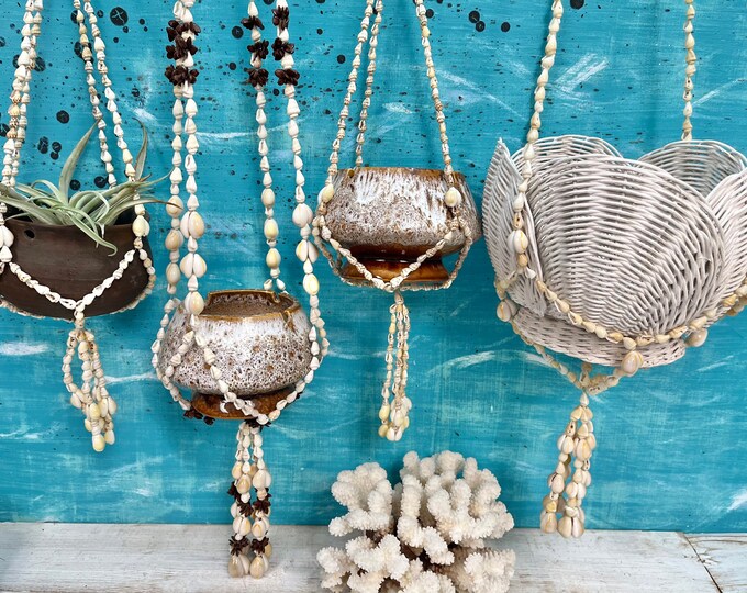 Vintage Shell Plant Hangers, Set of 4 Seashell Pot Holders, Cowrie ...