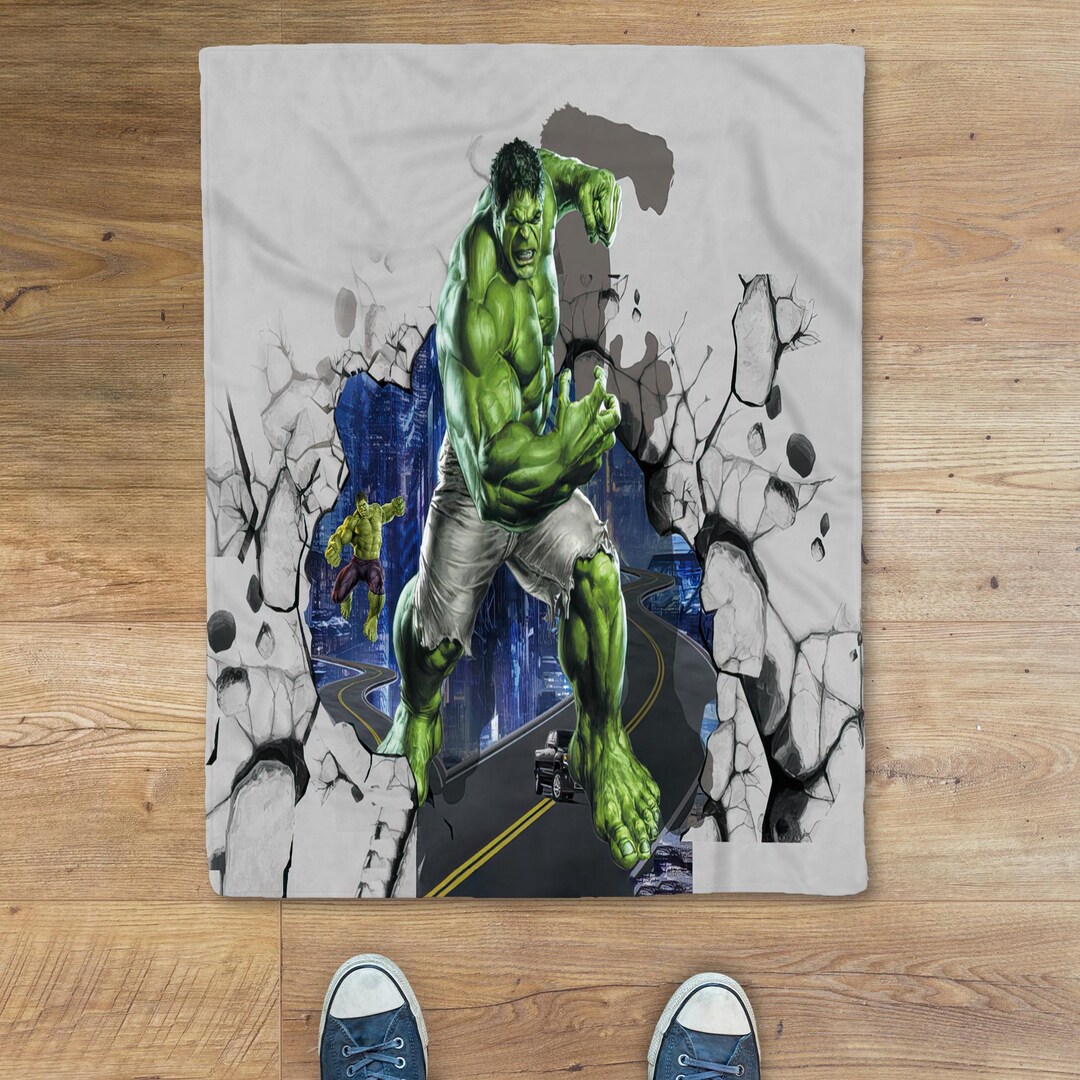 The Incredible Hulk Superhero Green Hulk Cracking Best Christmas Gift ...