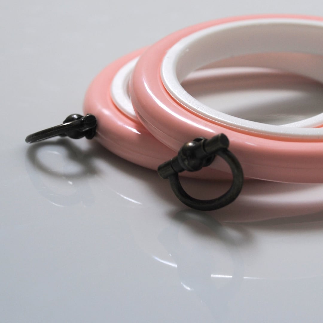 2 Flexi Hoops Pale Pink - 2.5 Inch - Flexible Plastic Embroidery Hoops ...