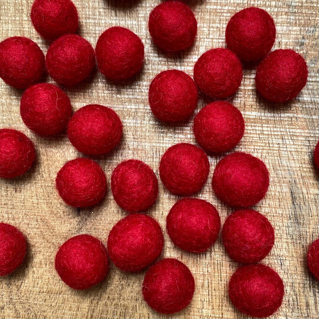 Red Felt Balls - 2cm Diameter - Pack of 10 Wool Felted Balls - Etsy