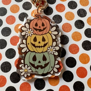 Pumpkin Stack Keychain. Retro Halloween - Etsy