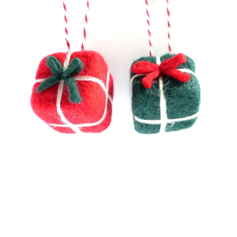 Felt Christmas Gift Box Ornament – Handmade Wool Christmas Tree ...