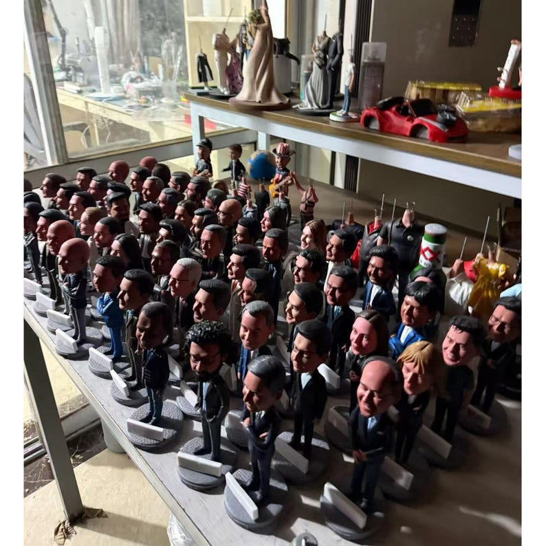 Custom Men's Bobblehead Dolls, Personalized 3D Clay Sculptures ...