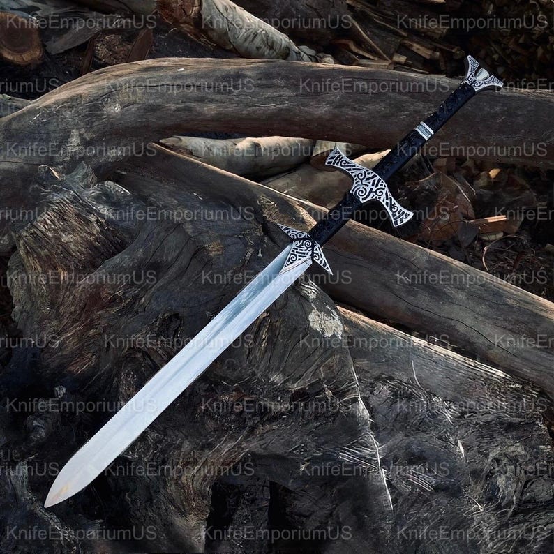 Hand-forged Skyrim Greatsword Replica: Dragonborn Cosplay Prop With ...