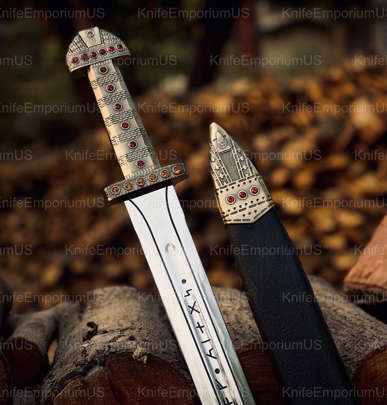Hand-forged Skyrim Greatsword Replica: Dragonborn Cosplay Prop With ...