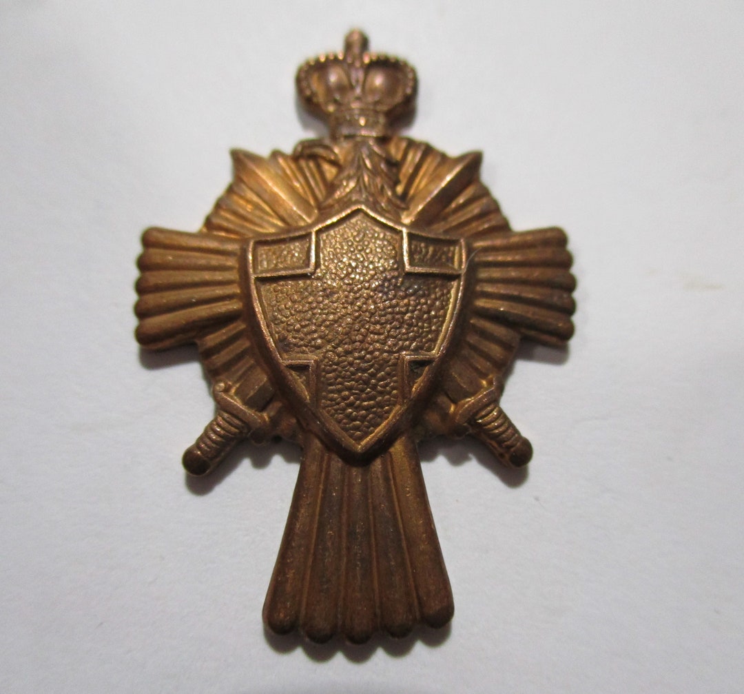 Medieval Heraldic Emblem Royal Coat of Arms Eagle Shield and Crown ...