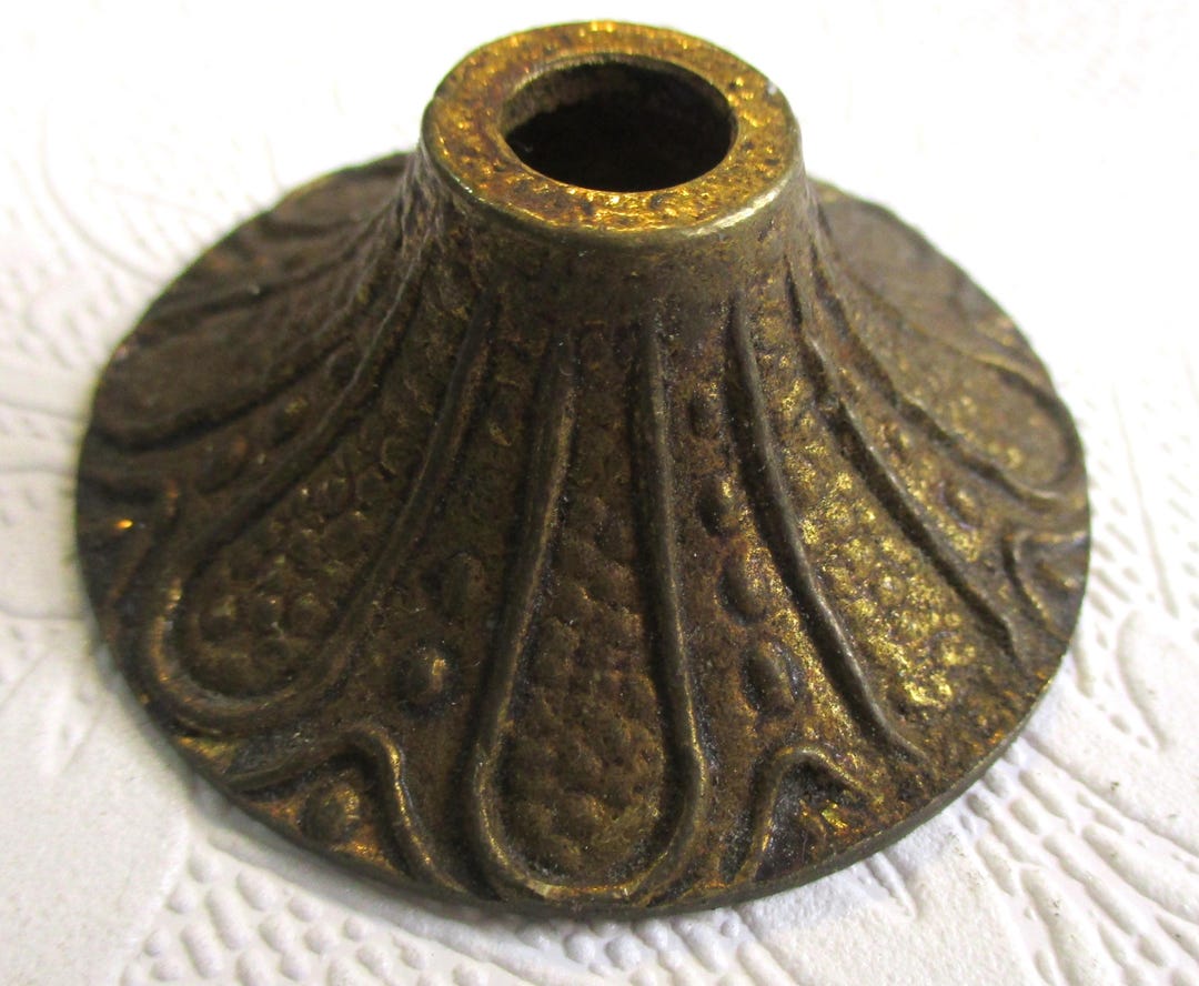 1 Vintage Small Cast Brass Lamp Bobeche/canopy Fitting/replacement ...