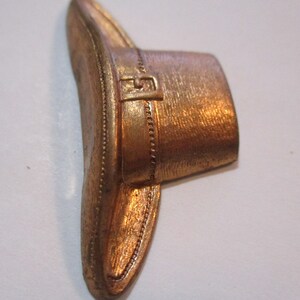 Vintage Hat With a Buckle, Unplated Stamped Brass Jewelry Component ...