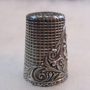 Vintage Sterling Silver Repousse Sewing Thimble With A Coat of Arms and ...